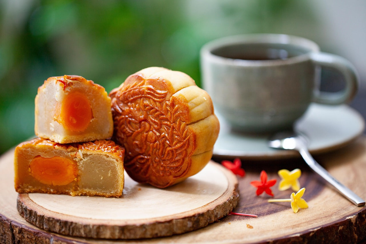 Mooncake Tasting Adventures: Celebrate the Mid-Autumn Festival – RJ Legend